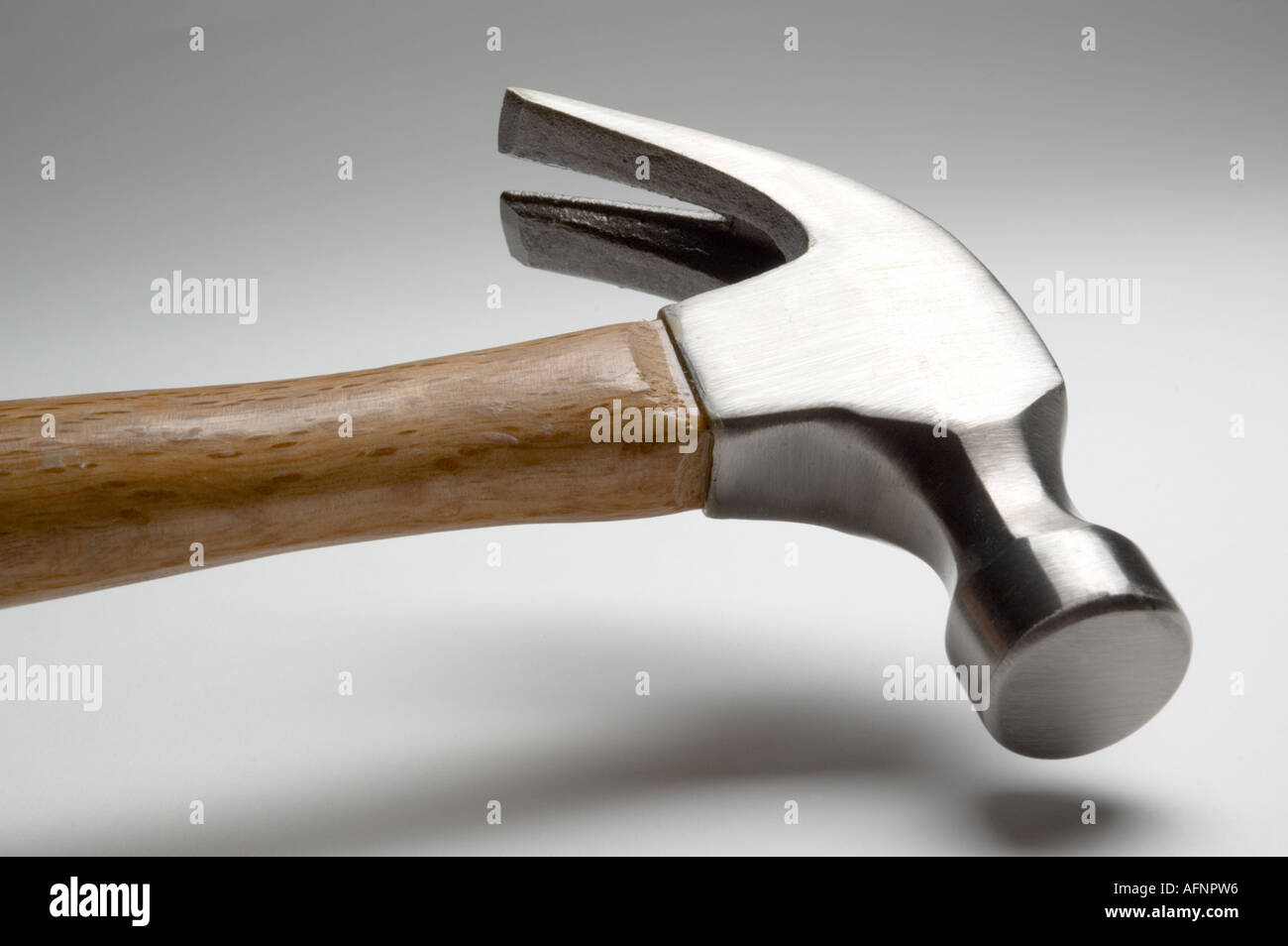 Carpenters hammer hi-res stock photography and images - Alamy