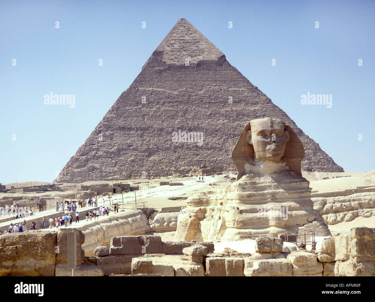 Cairo egypt sphinx pyramid hi-res stock photography and images - Alamy