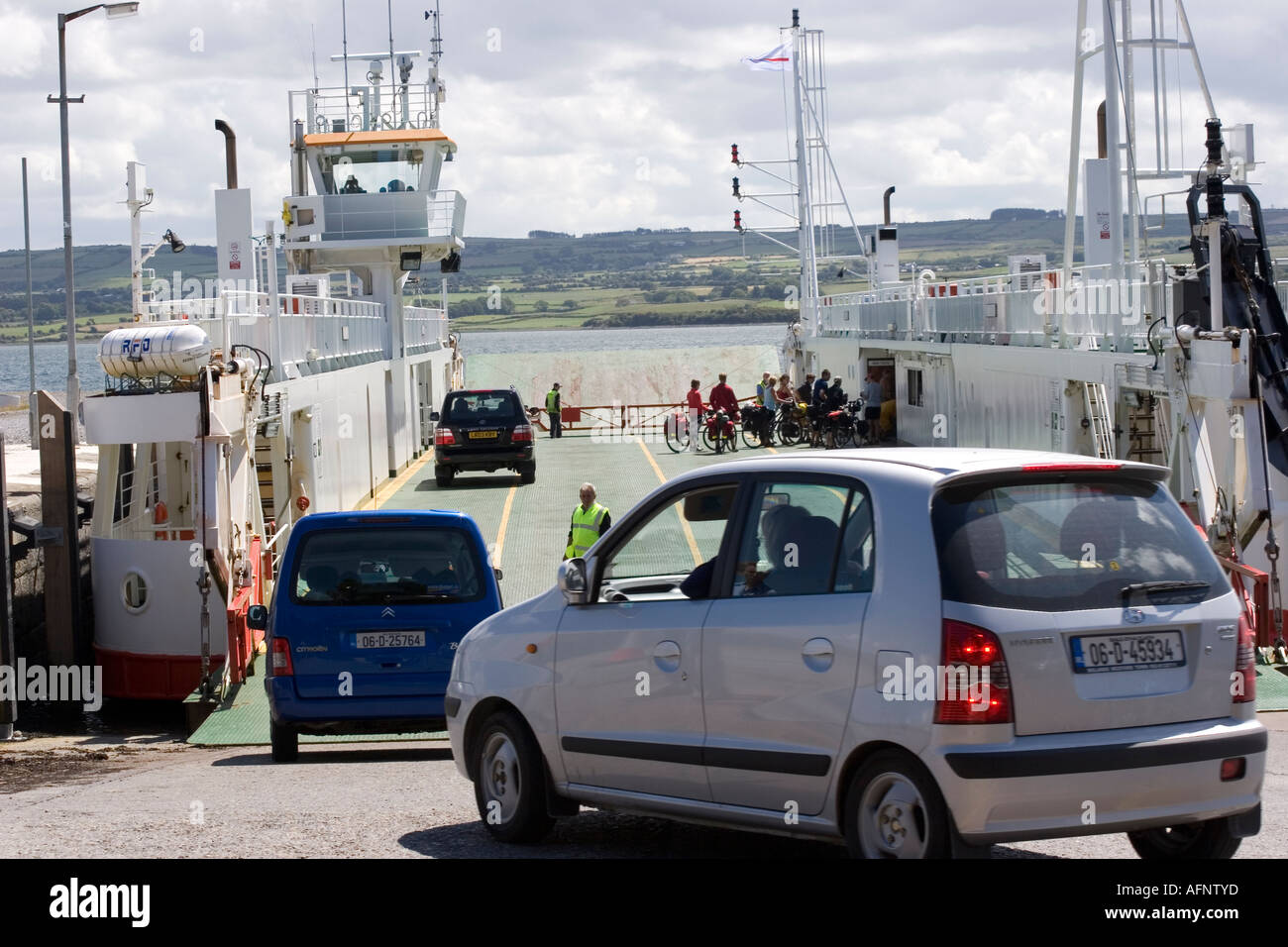 traffic boarding car ferry county clare Ireland Stock Photo - Alamy