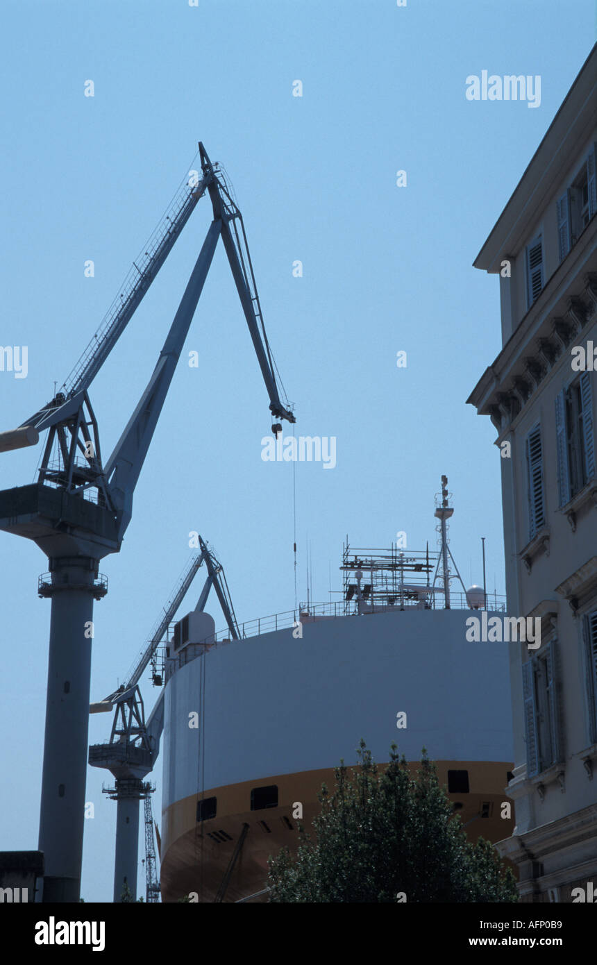 Dockyard road hi-res stock photography and images - Alamy