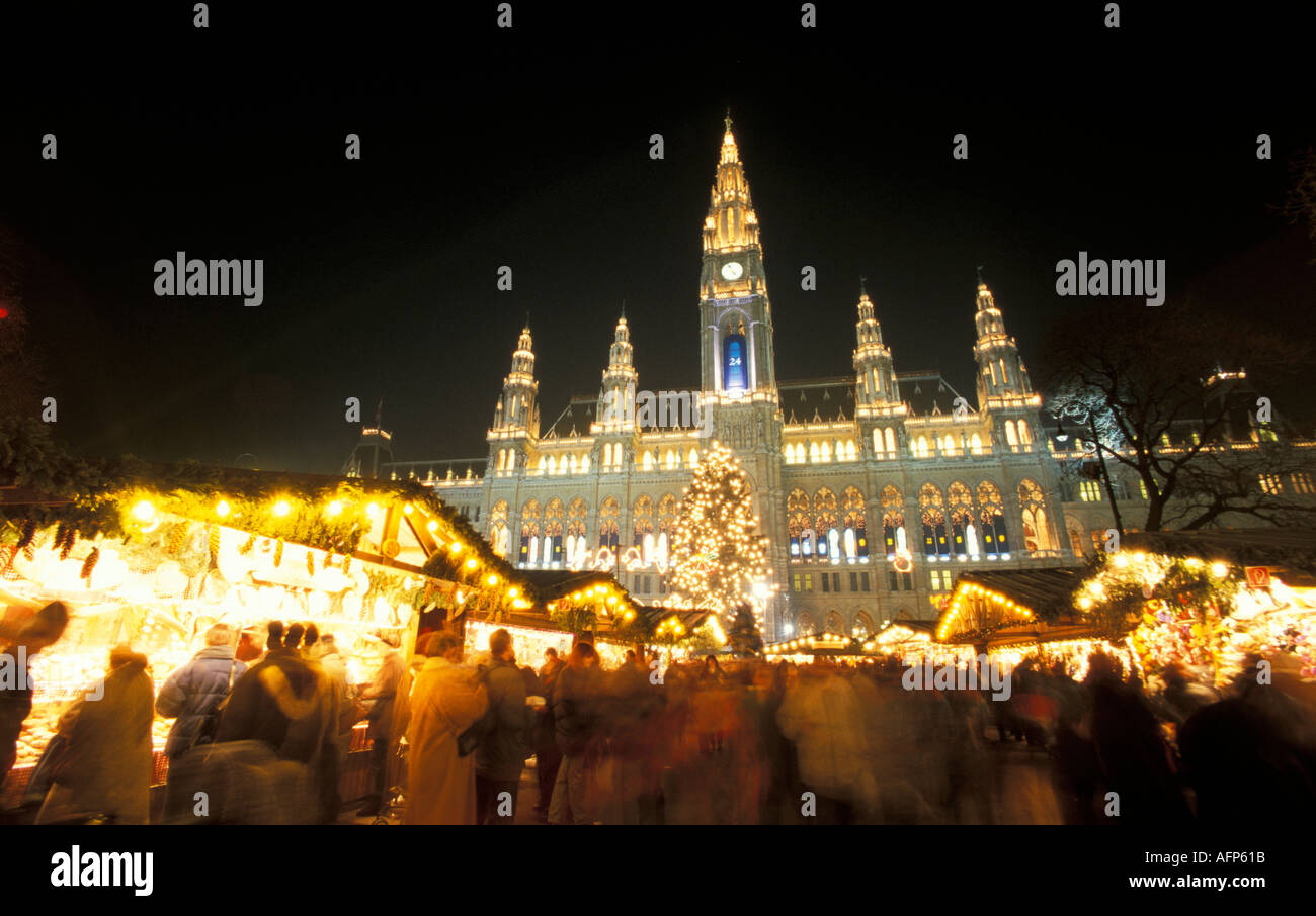 Viennese christmas market city hall hi-res stock photography and images ...