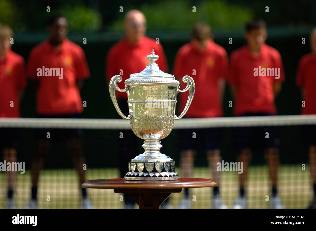 Manchester trophy hi-res stock photography and images - Alamy