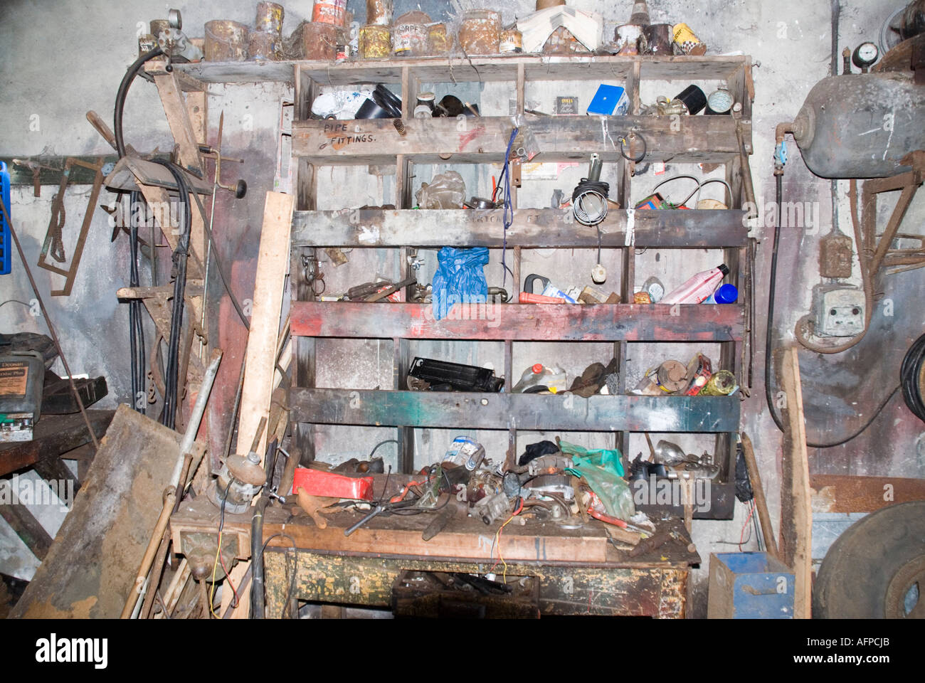 Messy workshop bench tools hi-res stock photography and images - Alamy