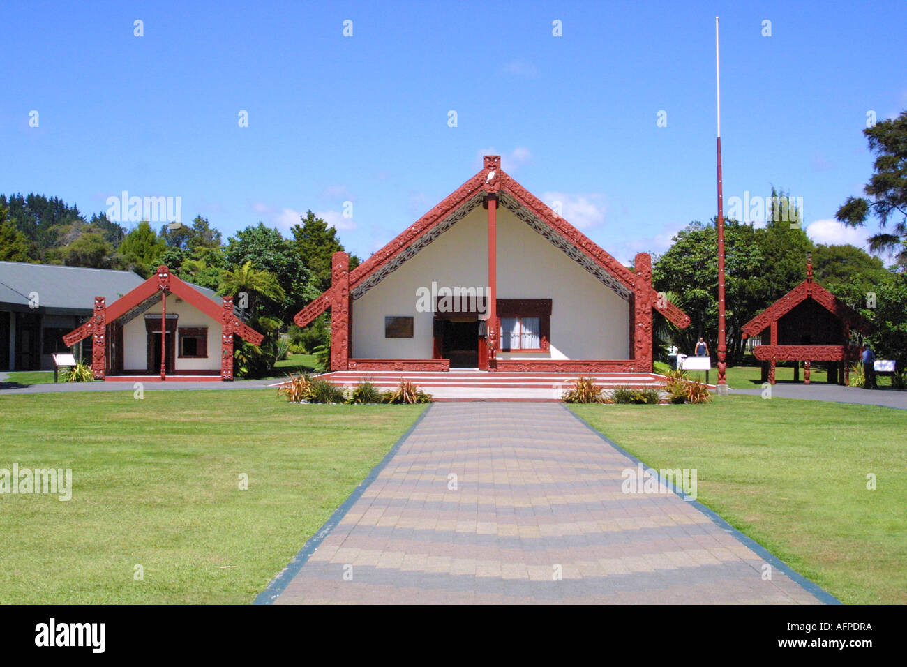 Marae Maori meeting house Rotorua New Zealand Stock Photo - Alamy
