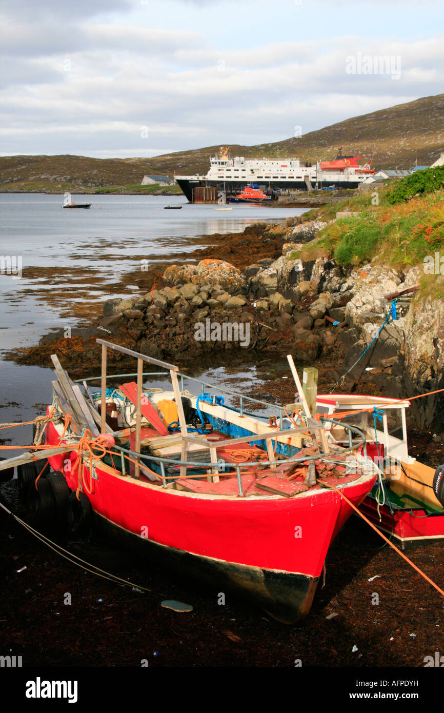 isle of barra calmac ferry castlebay isle barra kisimul castle western ...
