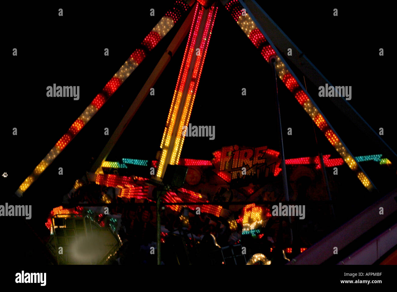 Carnival rides night time midway hi-res stock photography and images ...