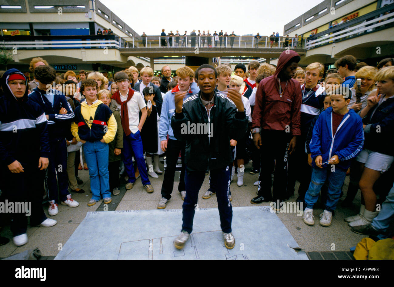 Black boys 1980s hi-res stock photography and images - Alamy