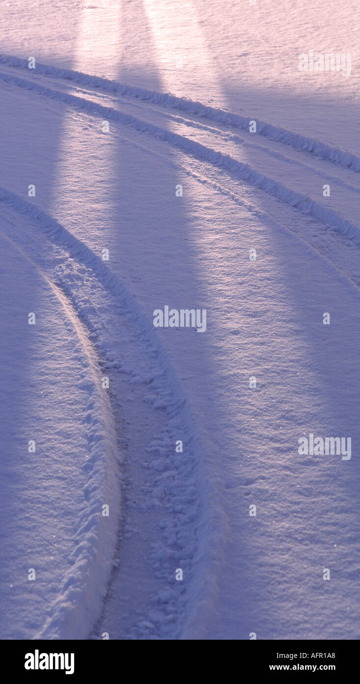 Tyre tracks in snow hi-res stock photography and images - Alamy