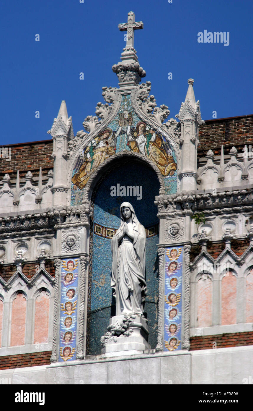 Capuchin church hi-res stock photography and images - Alamy