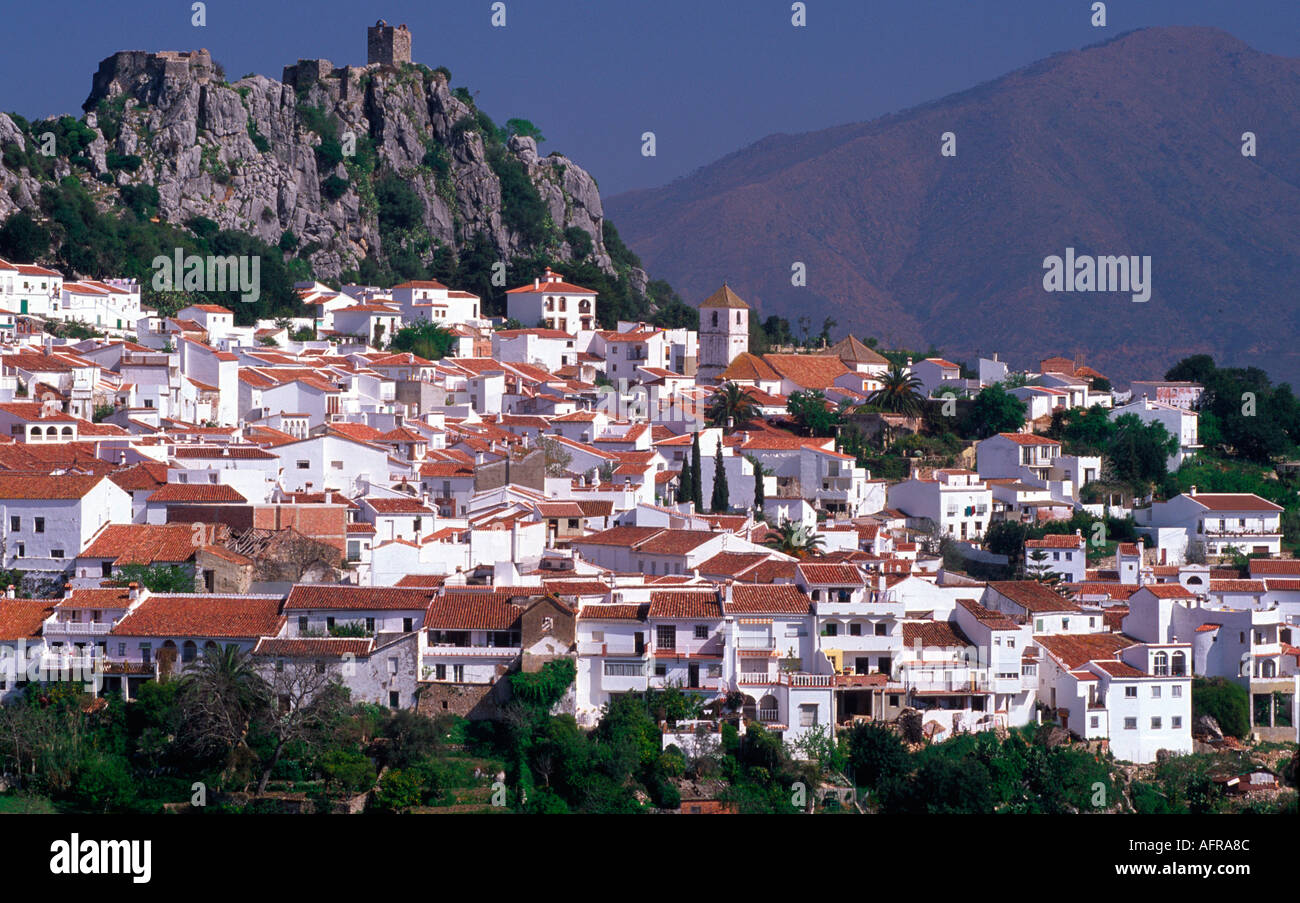 Pueblos blancos gaucin hi-res stock photography and images - Alamy