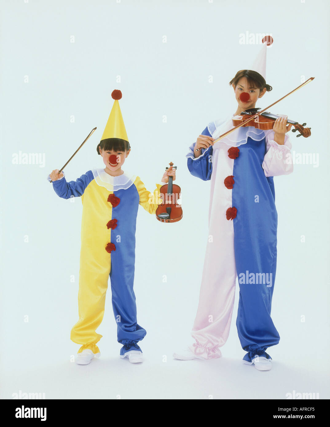 Women dressed as clowns hi-res stock photography and images - Alamy
