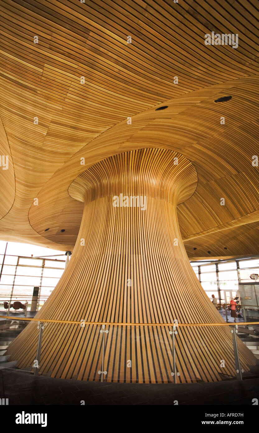 Cedar cladding hi-res stock photography and images - Alamy