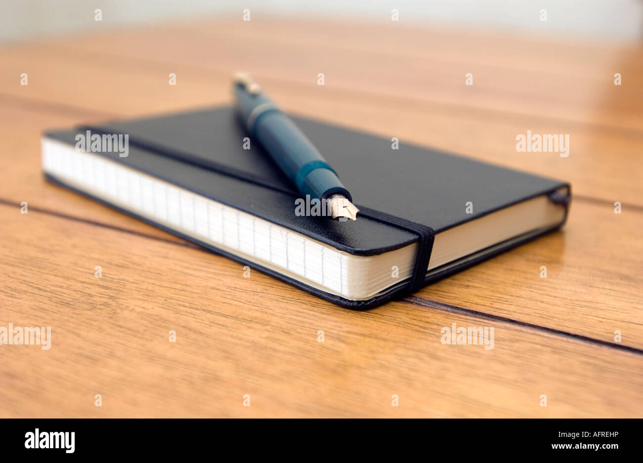 Parker pen and ink hi-res stock photography and images - Alamy