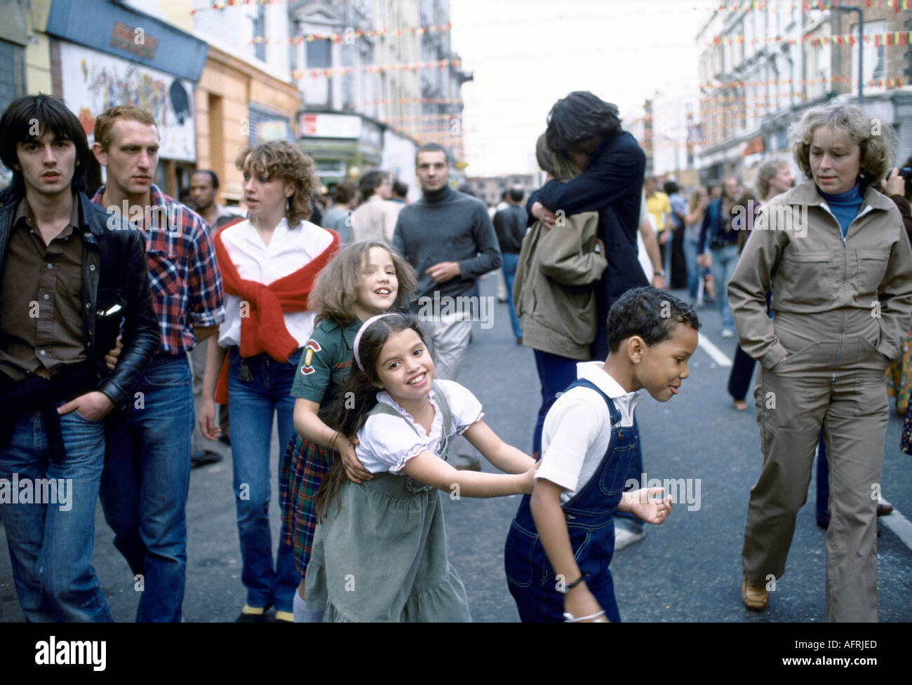 British children playing hi-res stock photography and images - Alamy