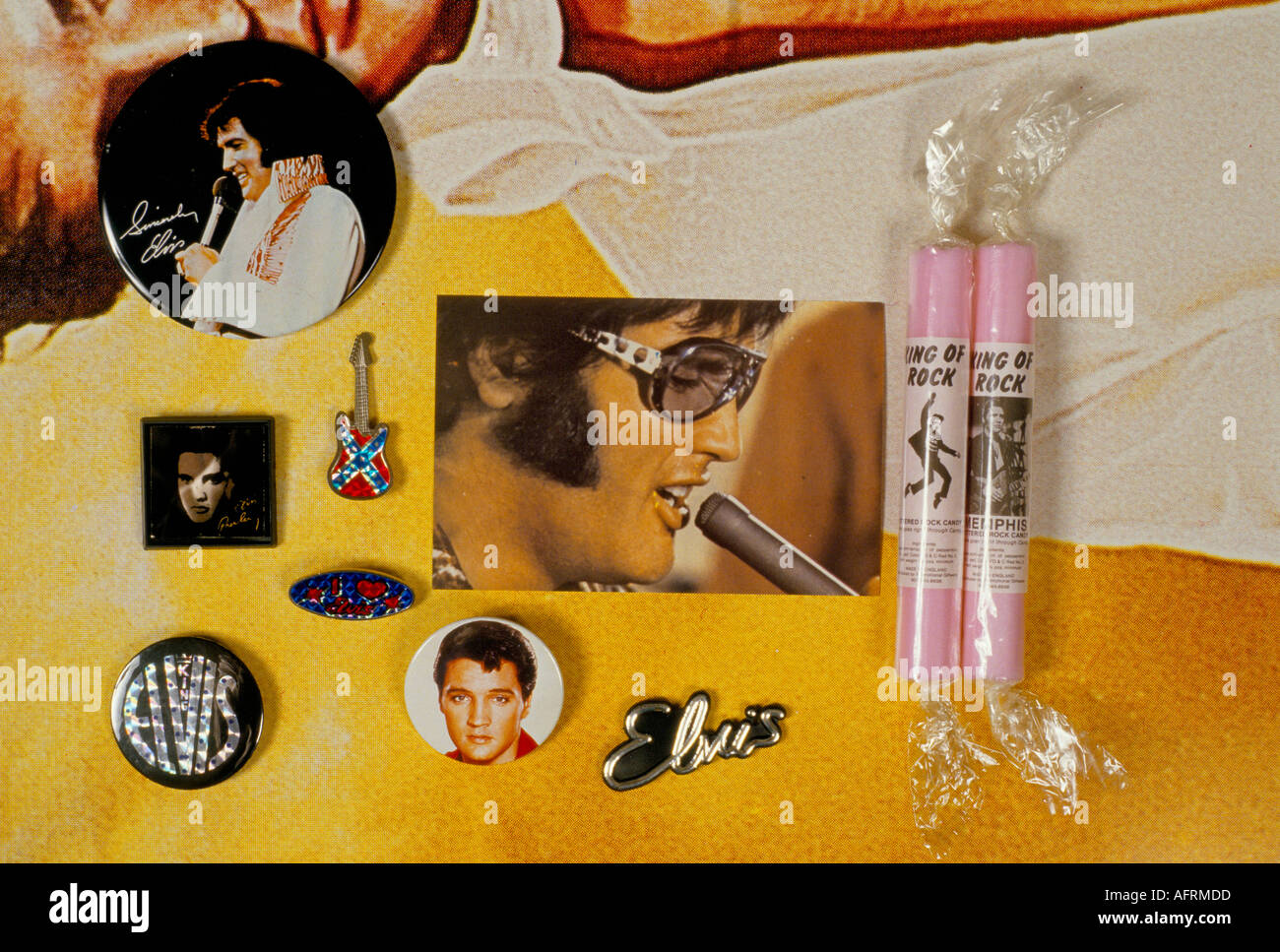 ELVIS FANS DISplay OF ELVIS PRESLEY GIFTS SOUVENIRS MEMROBILIA ON SALE ...