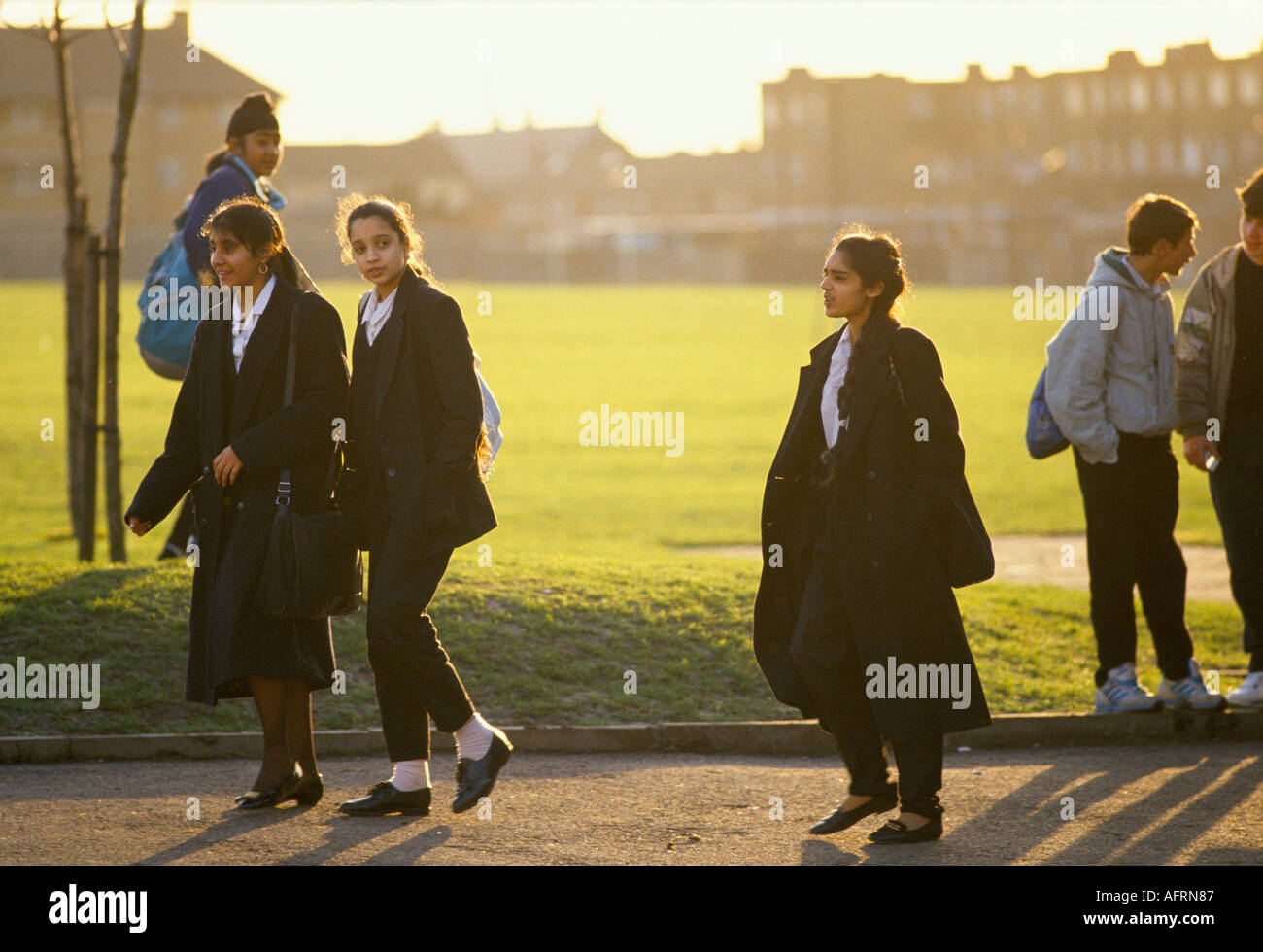 Secondary School 1990s UK. End of day students leave going home ...