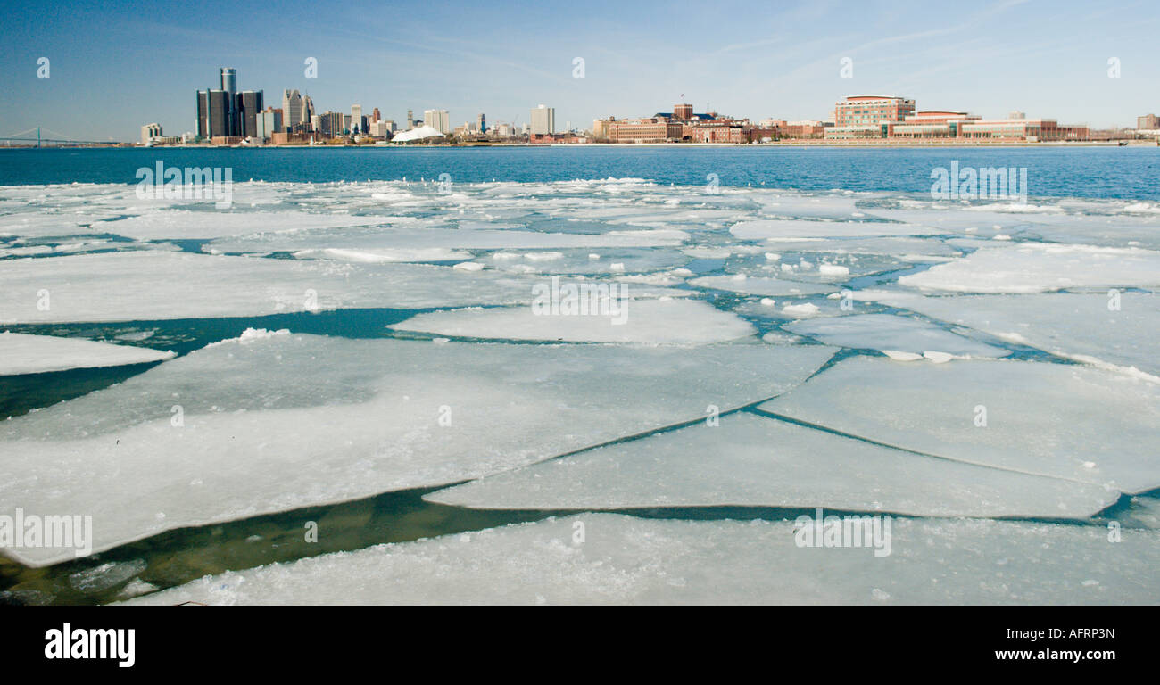 Downtown Detroit, Detroit River in foreground, shot from Belle Isle ...
