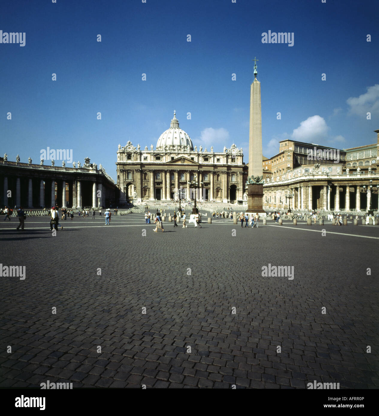 St.Peter's Square in Rome Stock Photo - Alamy