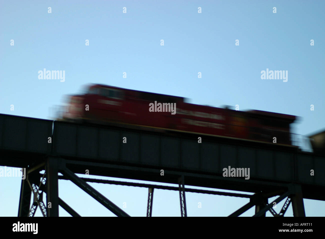 Spanning deep river valley hi-res stock photography and images - Alamy