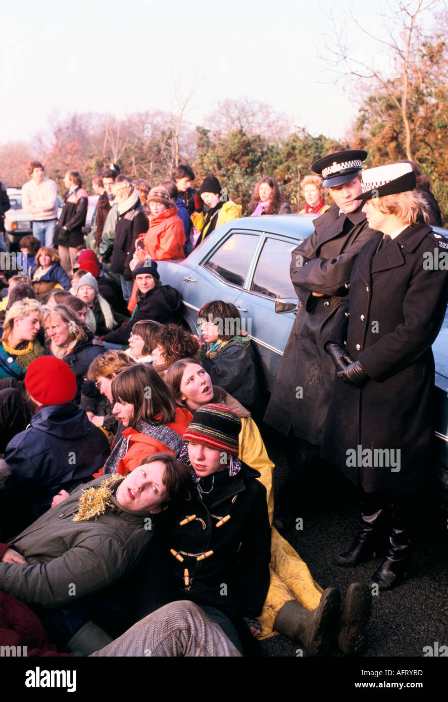 Greenham common woman protest hi-res stock photography and images - Alamy