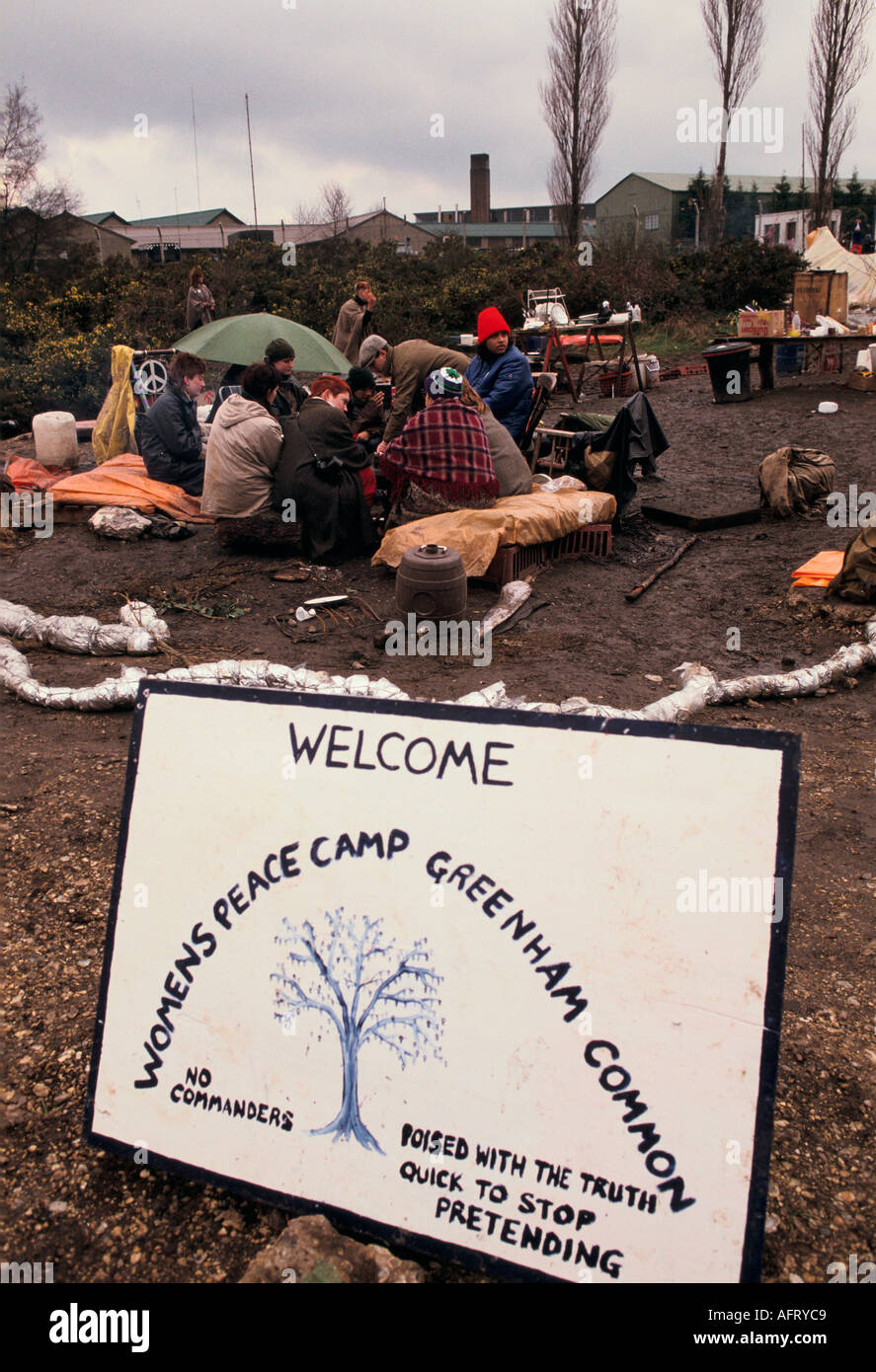 Greenham common woman protest hi-res stock photography and images - Alamy