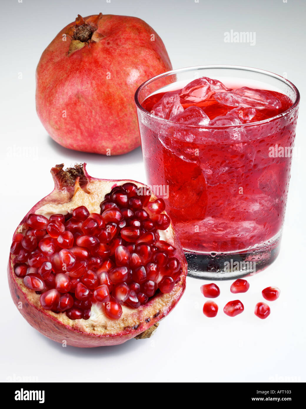 Pomegranate and seeds hi-res stock photography and images - Alamy