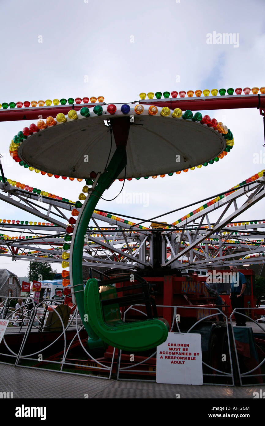 Centre section of fairground ride Stock Photo - Alamy