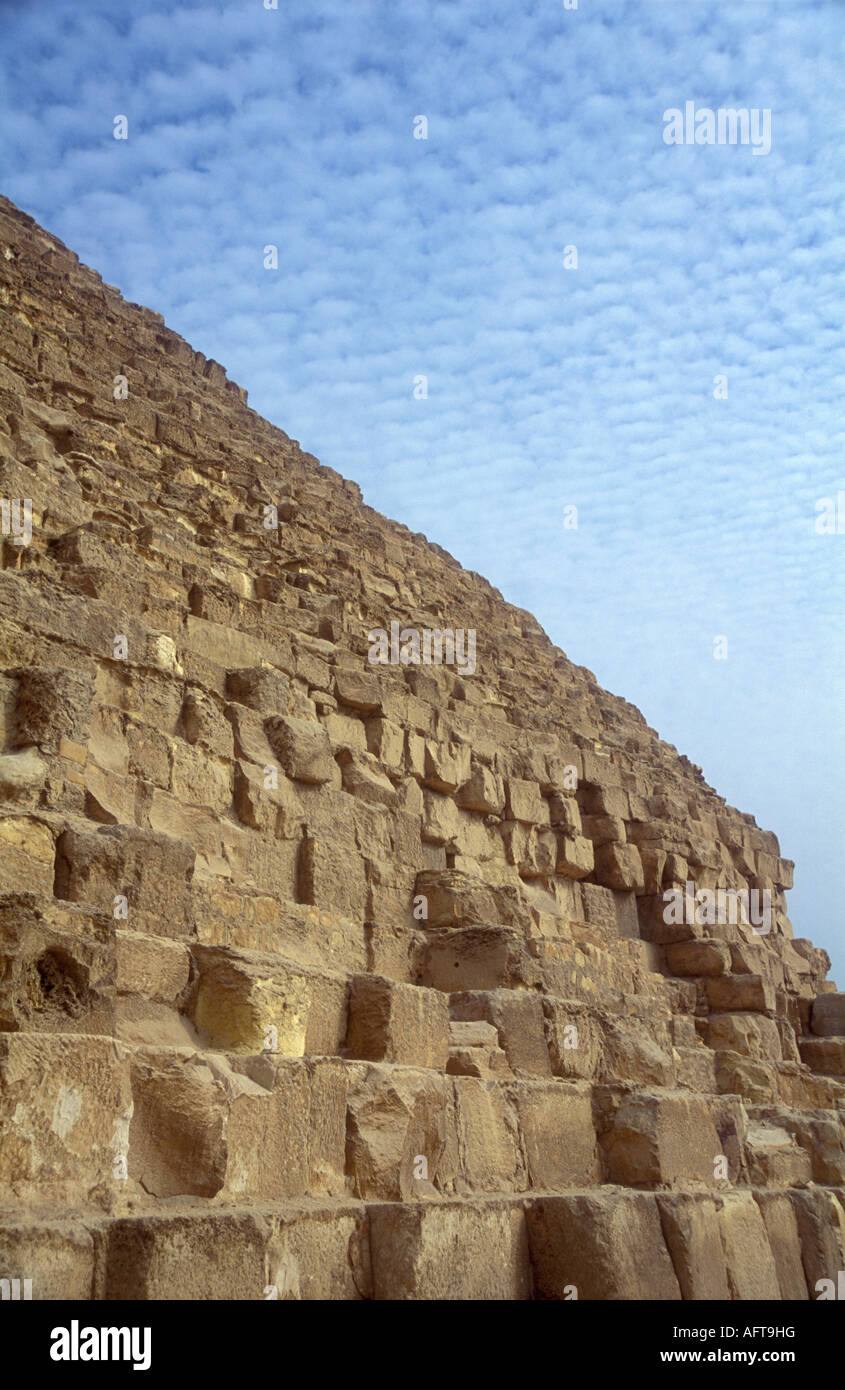 Limestone blocks great pyramid hi-res stock photography and images - Alamy
