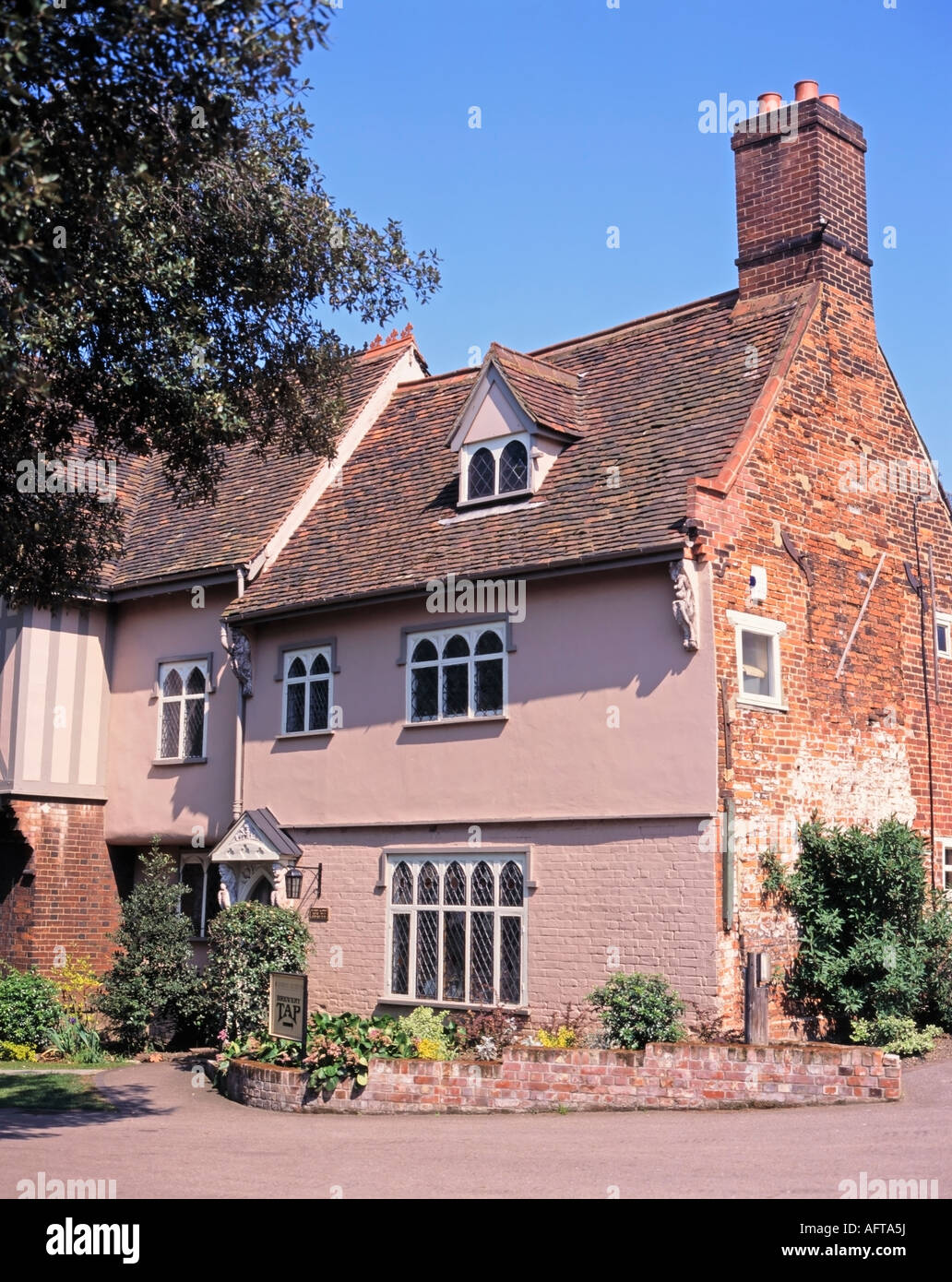 Traditional Local Suffolk Architecture The Old Tolly Cobbold Brewery ...
