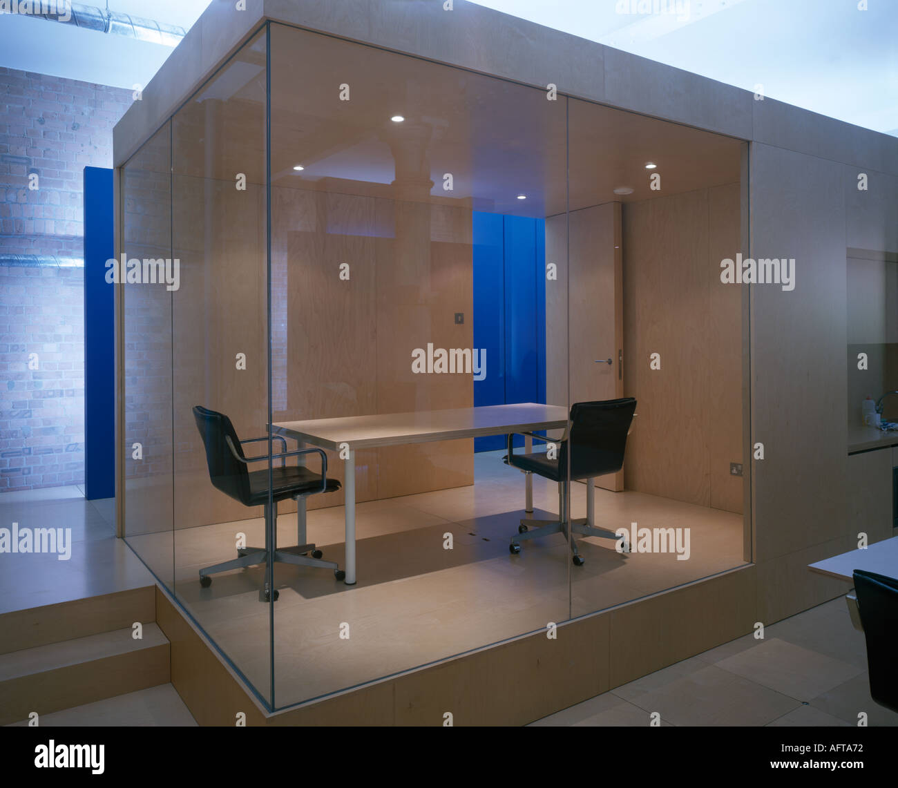 Surveyors’ Offices in converted Factory, London. Architect: Simon ...