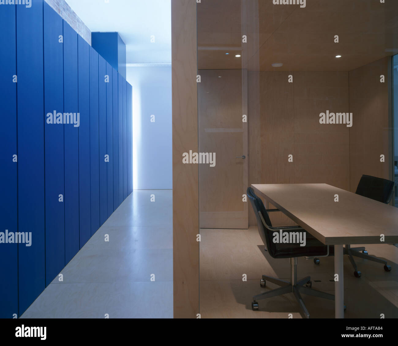 Surveyors’ Offices in converted Factory, London. Architect: Simon ...