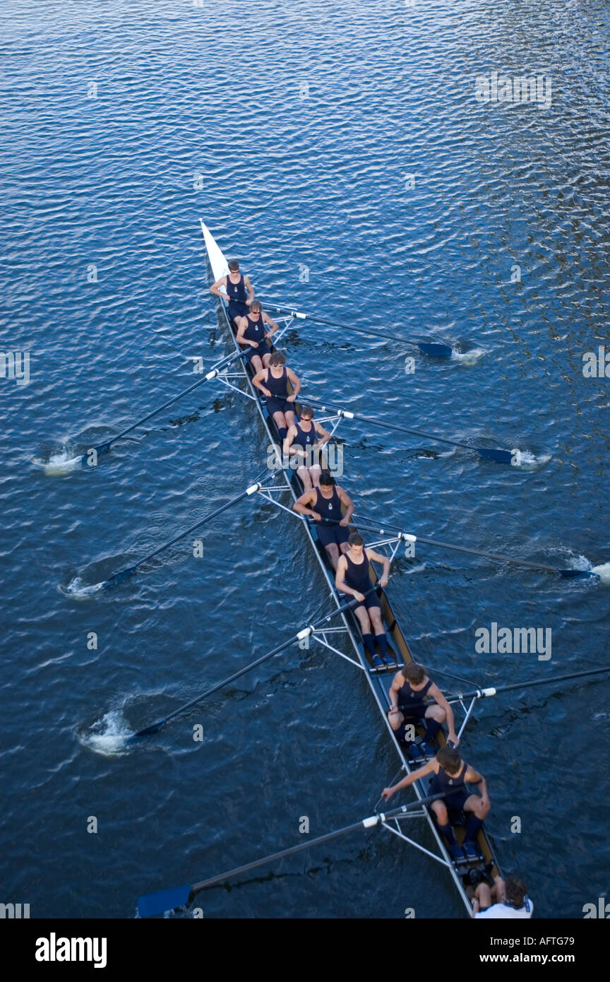 Rowing teamwork exercise coordination hi-res stock photography and ... Rowing teamwork exercise coordination hi-res stock photography and ...