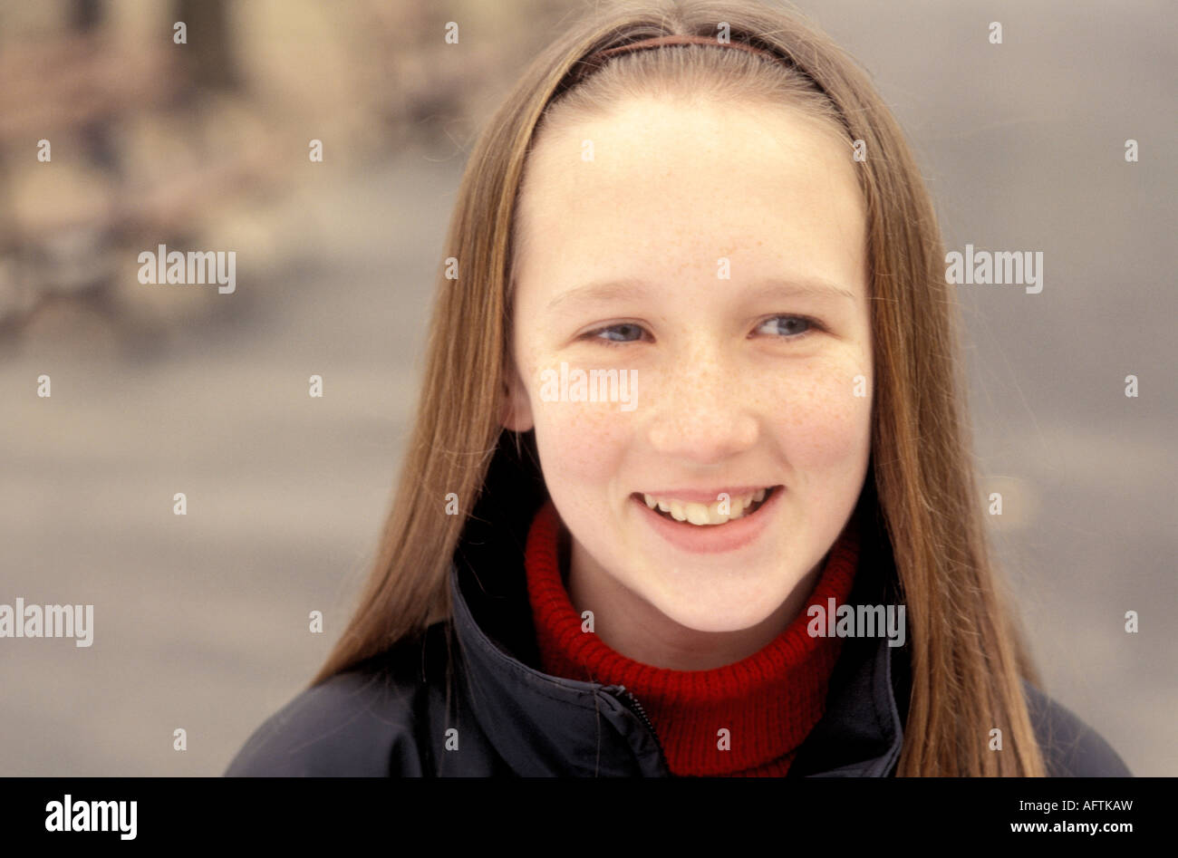 Smiling blonde teenager 14 15 hi-res stock photography and images - Alamy