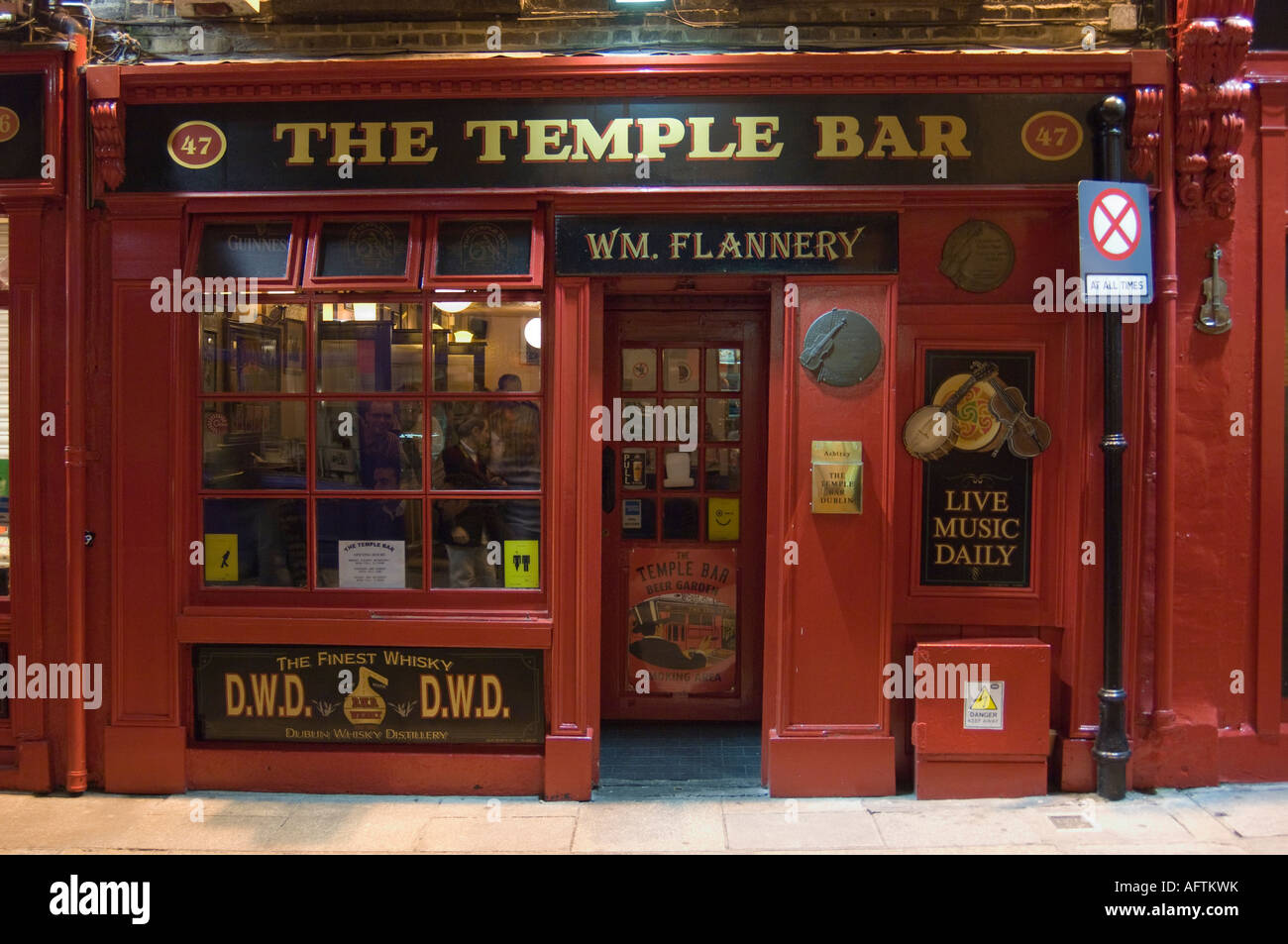 The Temple Bar pub Temple Bar Dublin Stock Photo - Alamy
