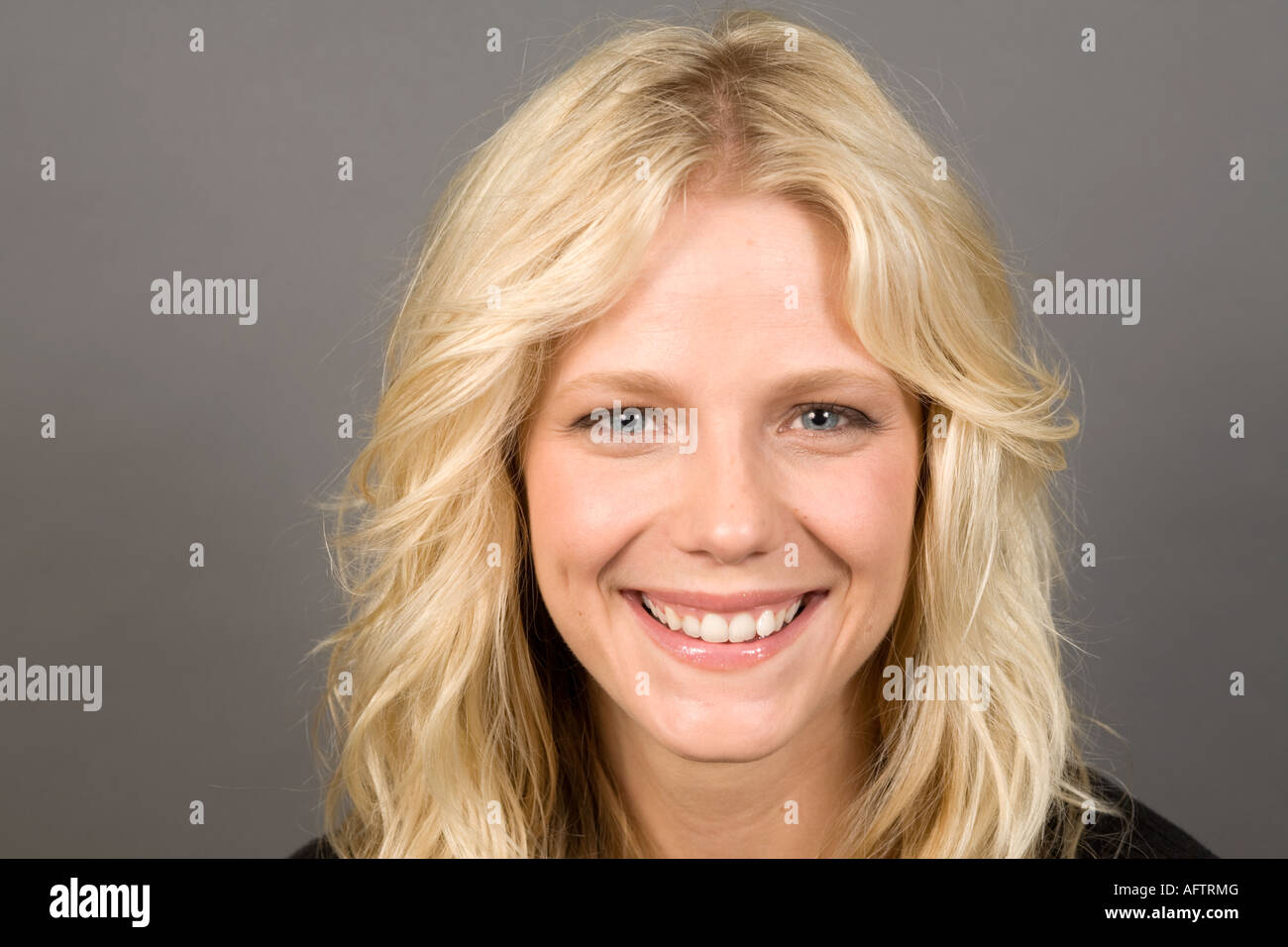 Young woman, close up, portrait Stock Photo - Alamy Young woman, close up, portrait Stock Photo - Alamy