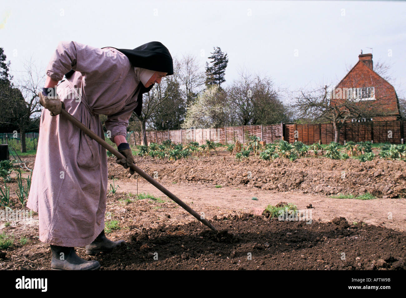 Nuns abbey england hi-res stock photography and images - Alamy