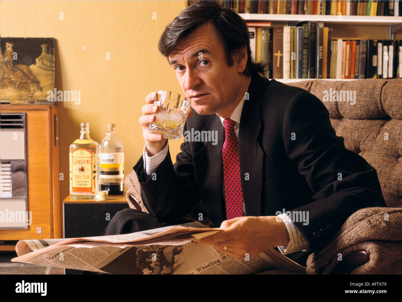 1990s tv hi-res stock photography and images - Alamy