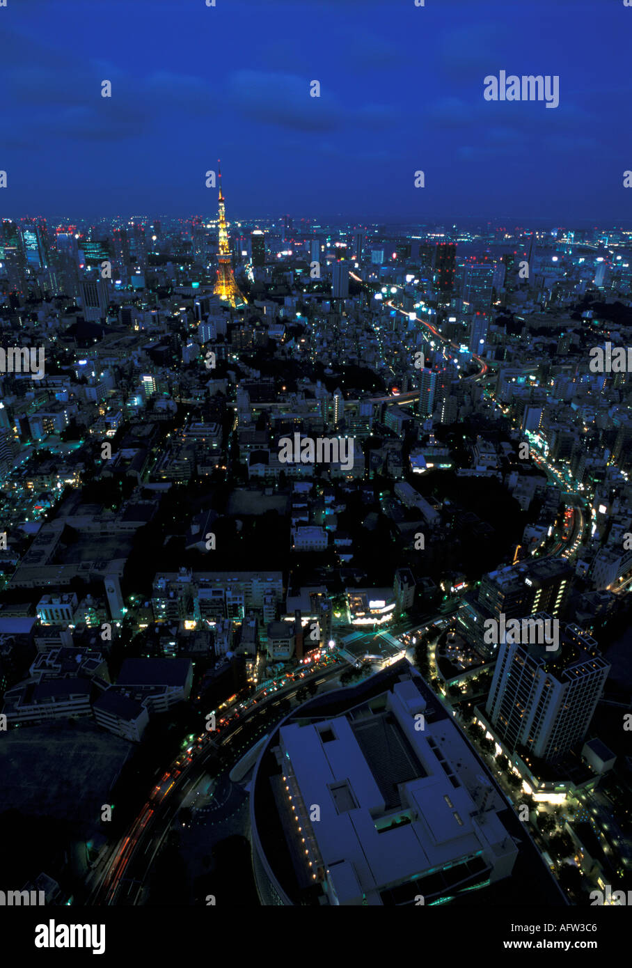 Development tokyo mori building hi-res stock photography and images - Alamy
