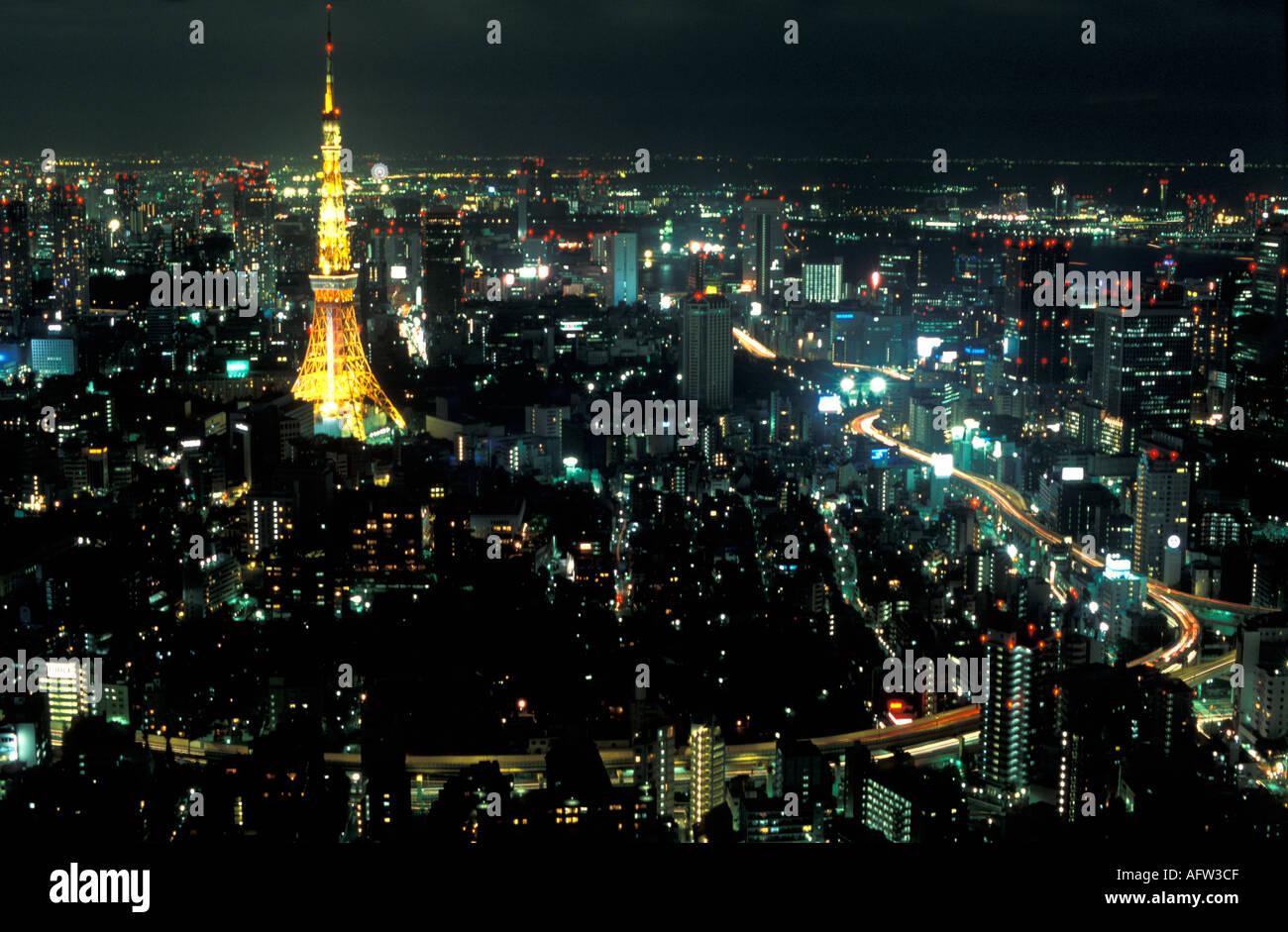 Development tokyo mori building hi-res stock photography and images - Alamy