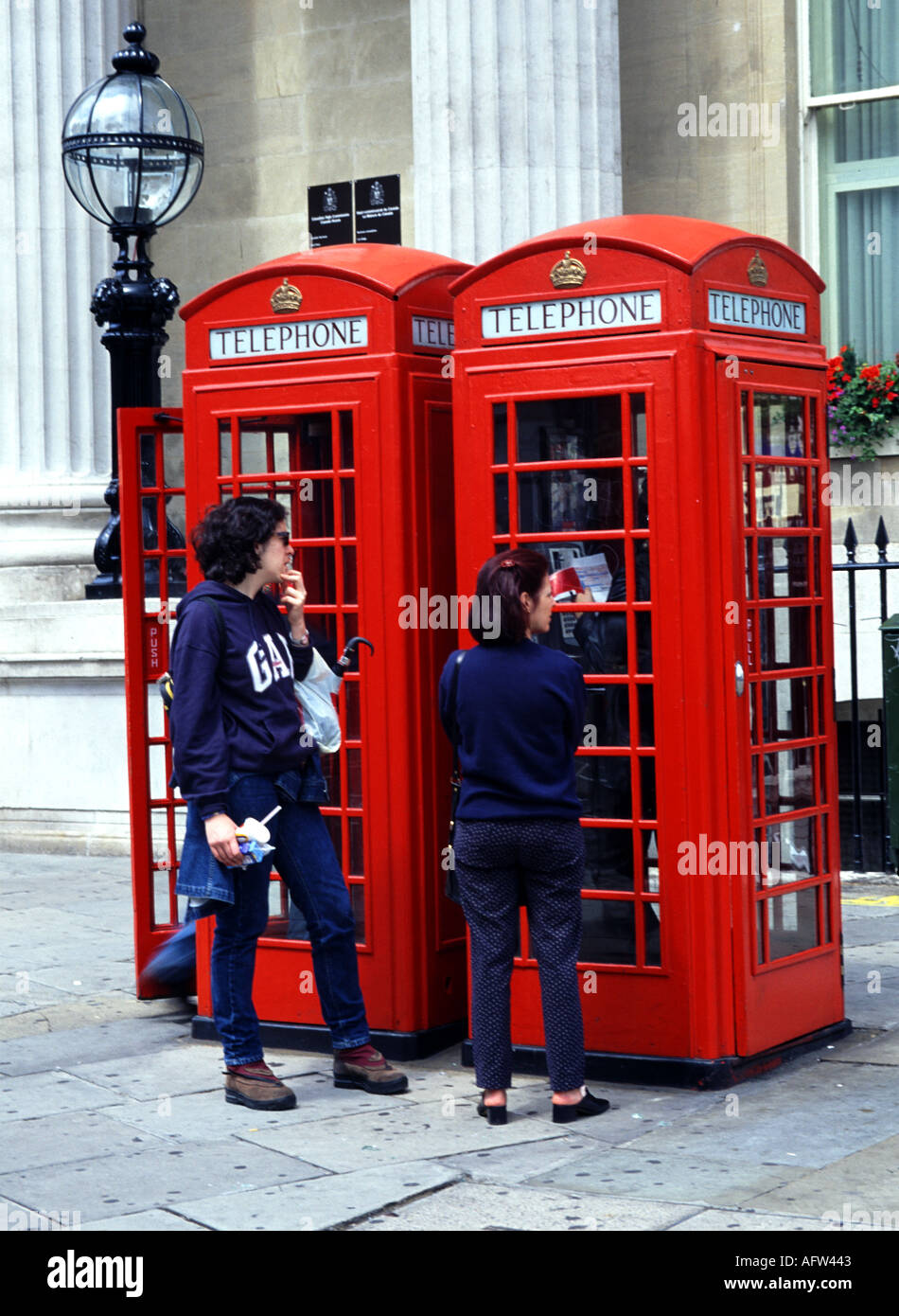 Two telephone booths hi-res stock photography and images - Alamy