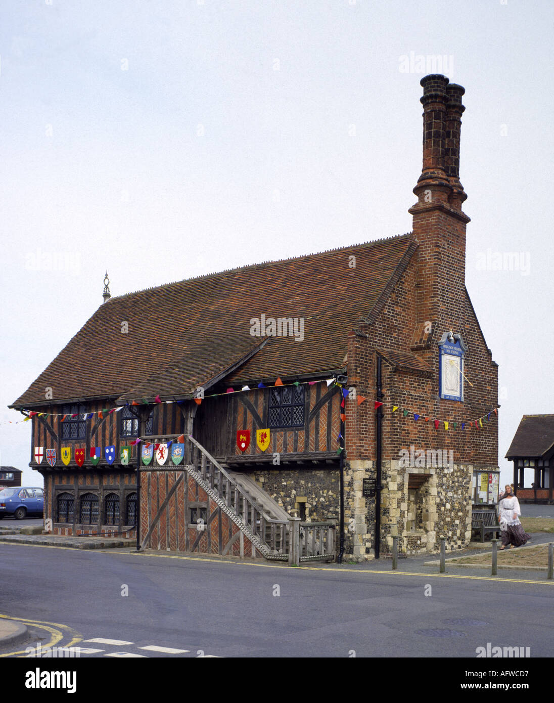 16th century moot hall hi-res stock photography and images - Alamy