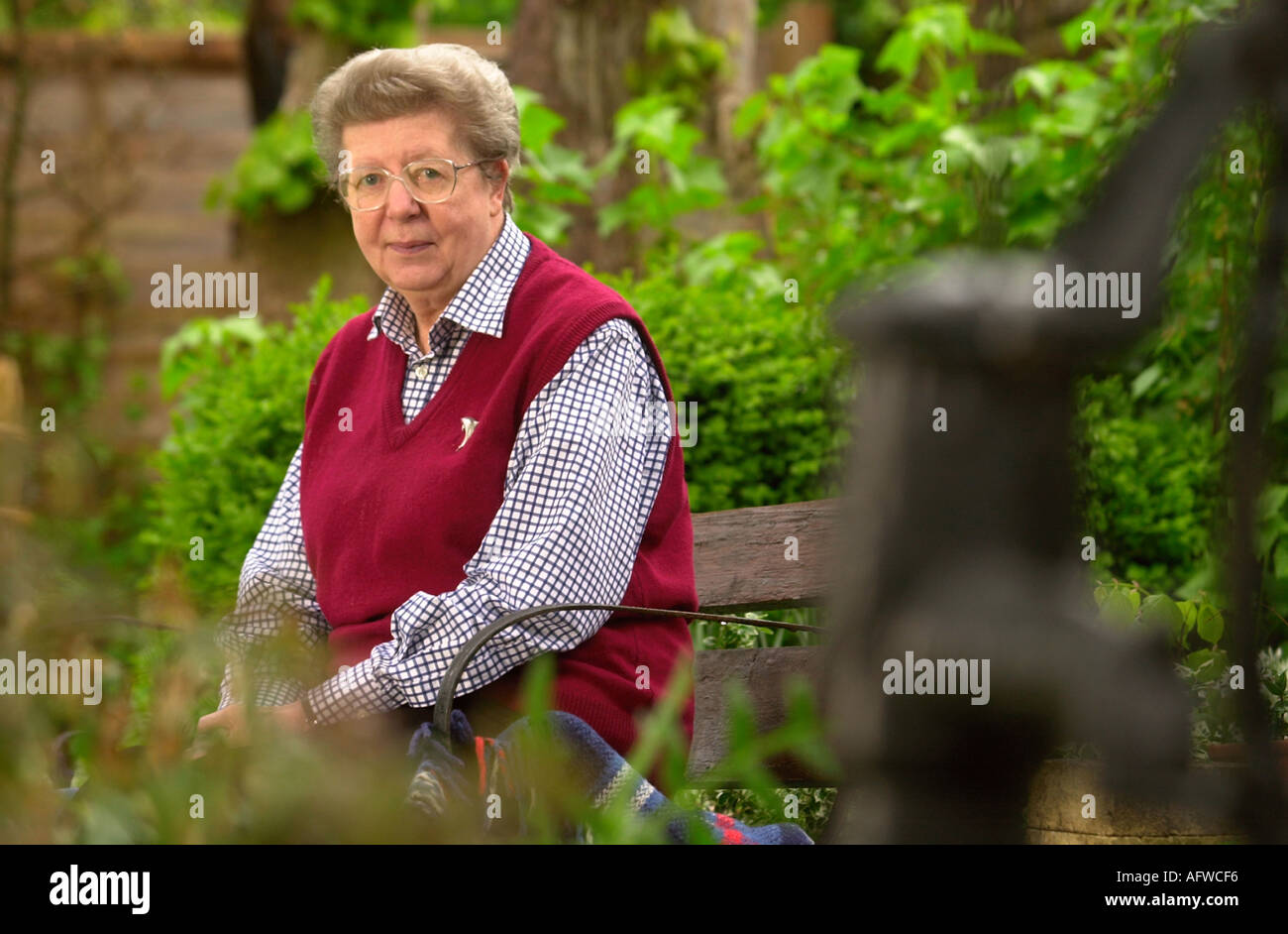 U a fanthorpe poet hi-res stock photography and images - Alamy