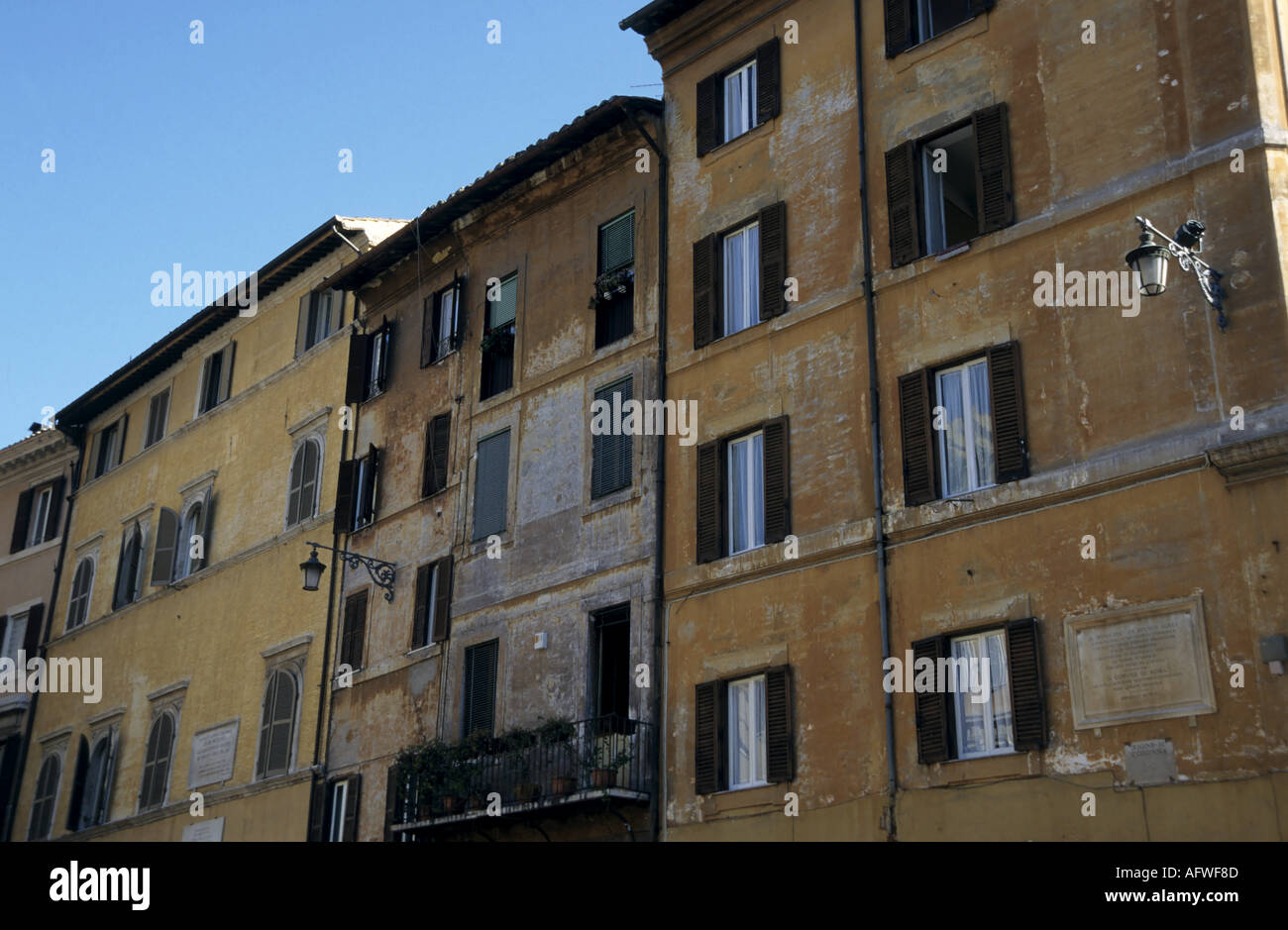 Rome and buildings hi-res stock photography and images - Alamy