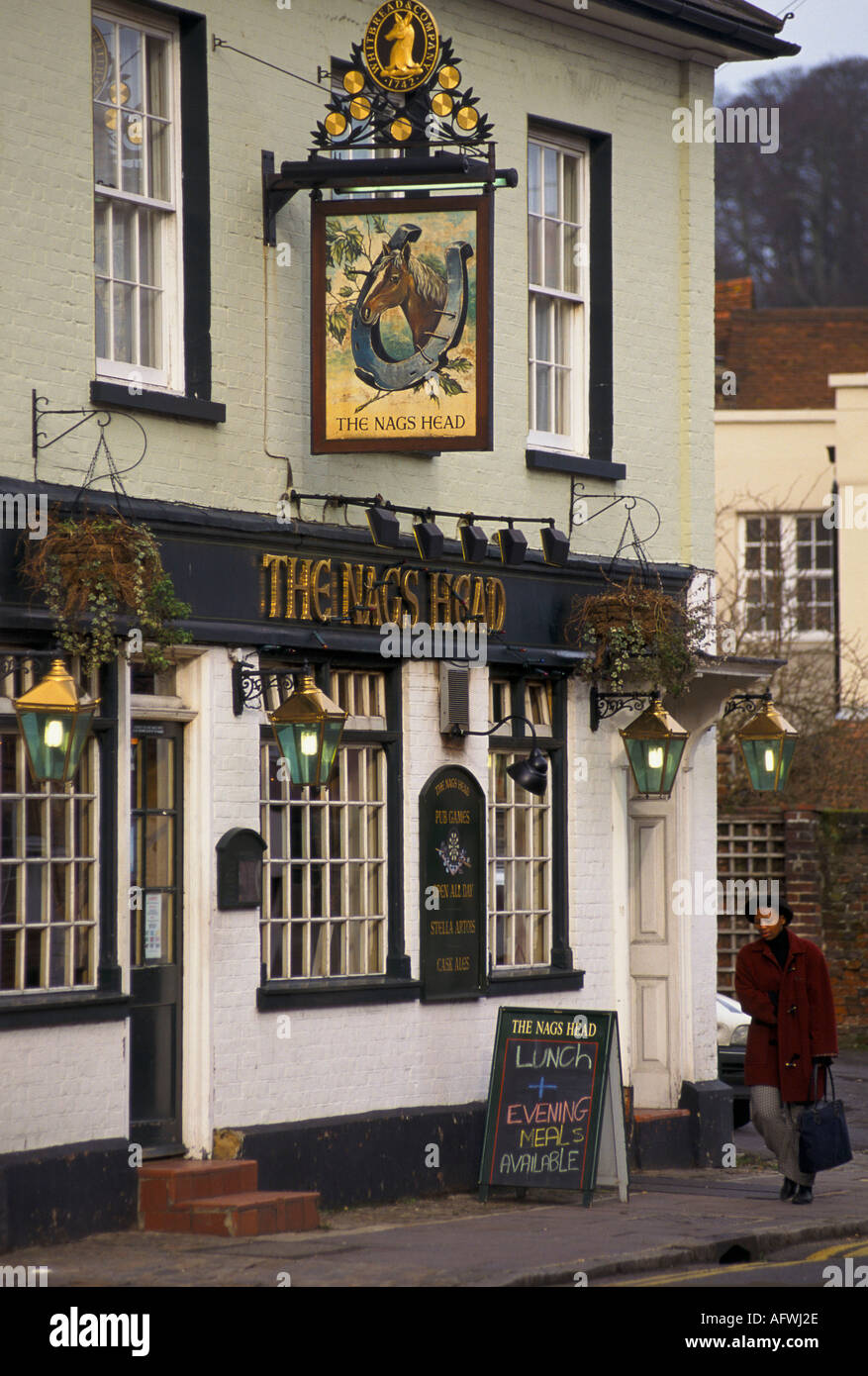 Nags head pub sign hi-res stock photography and images - Alamy