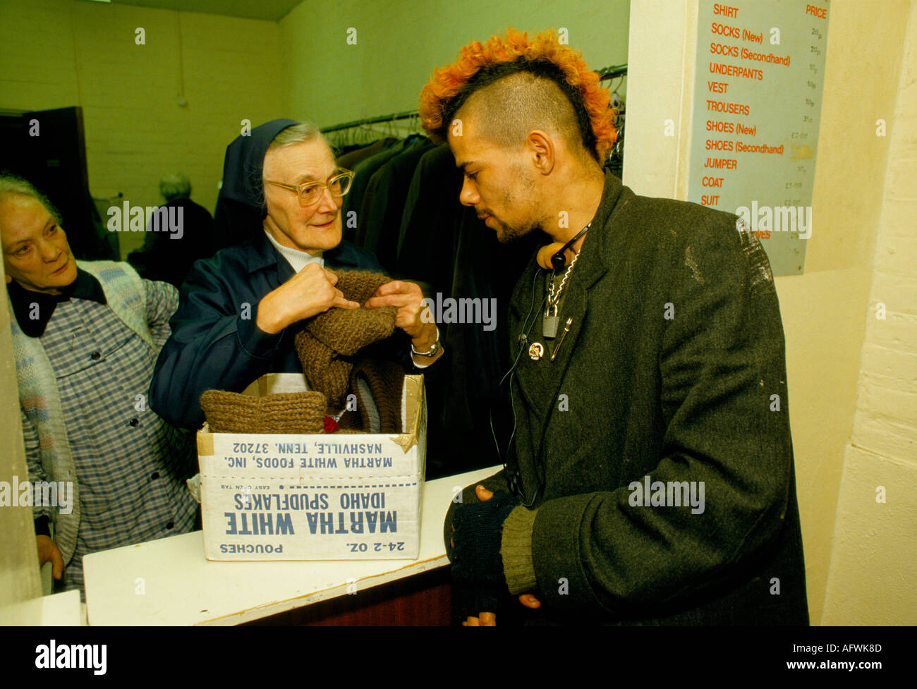 Roman receiving hi-res stock photography and images - Alamy