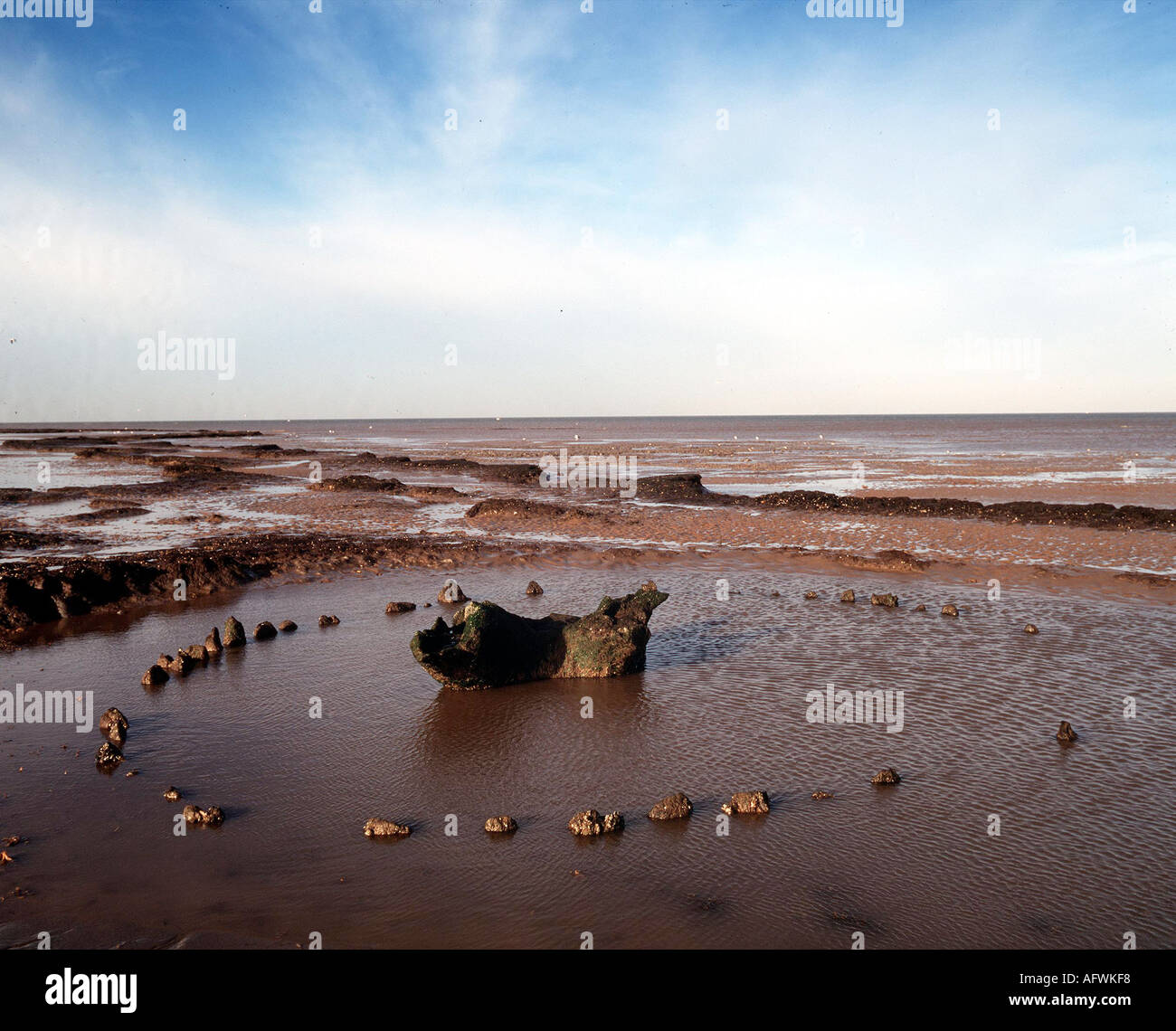 Norfolk sea henge hi-res stock photography and images - Alamy