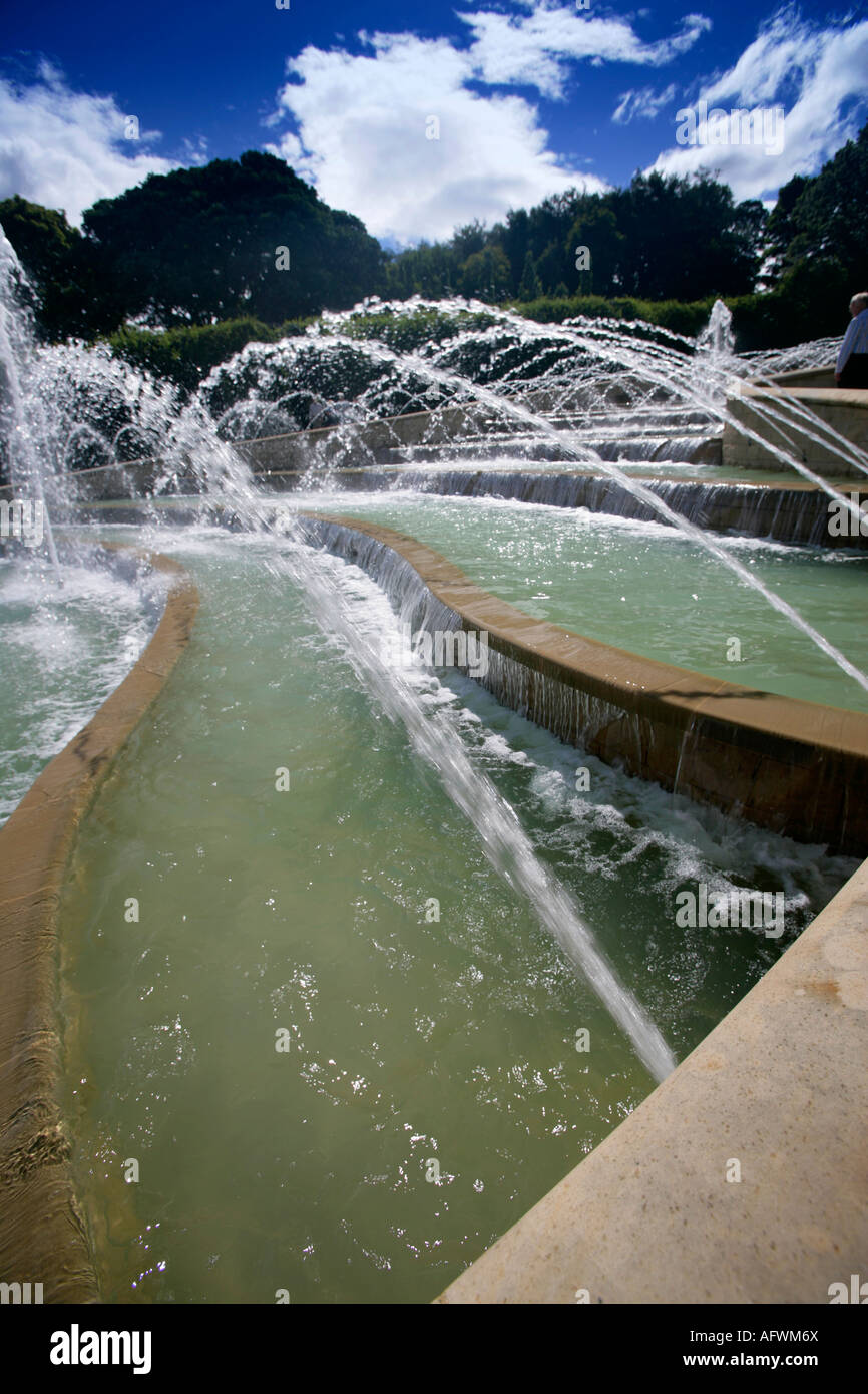 Parabola Fountain High Resolution Stock Photography and Images - Alamy