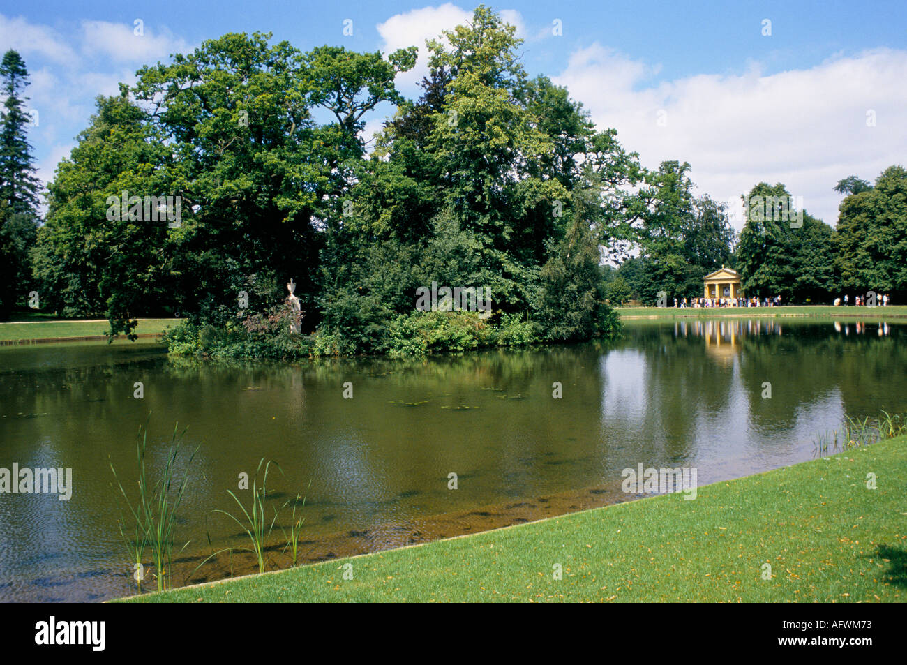 Oval Lake Island, where Princess Diana is buried. Memorial building ...