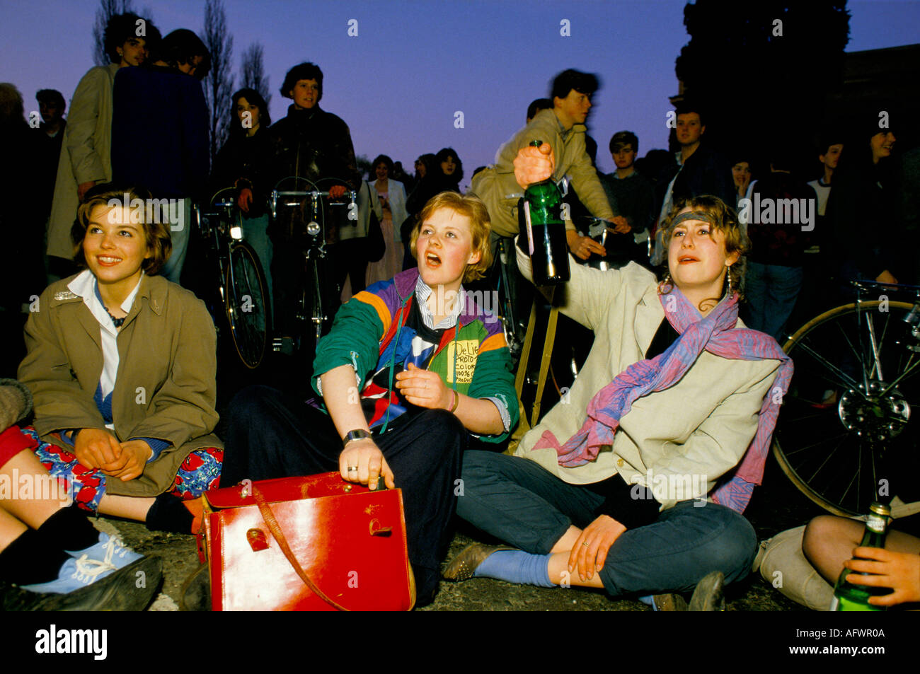 1980s uk university graduates hi-res stock photography and images - Alamy