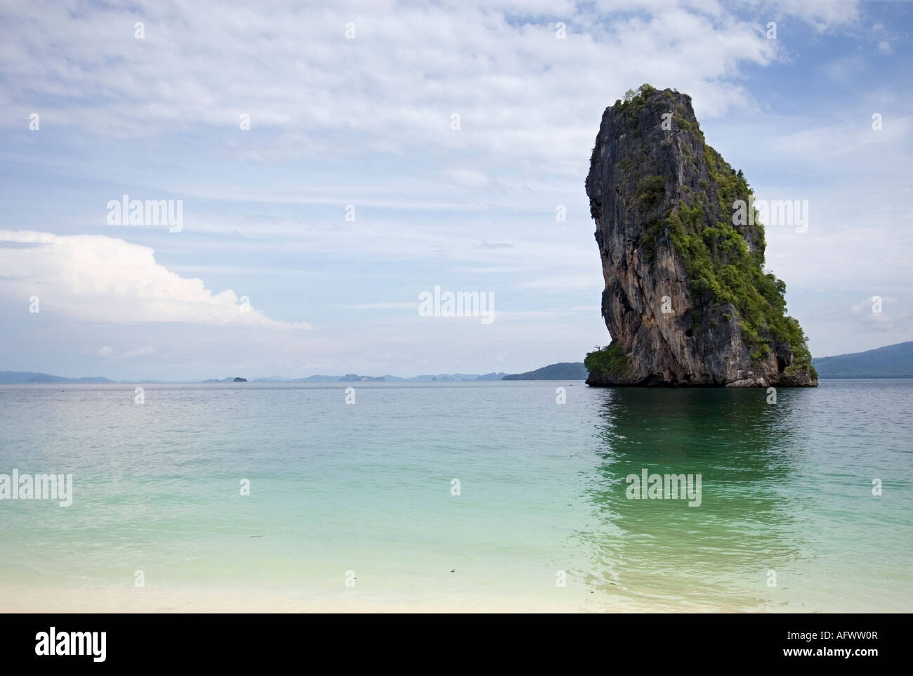 Krabi rock formation Stock Photo - Alamy
